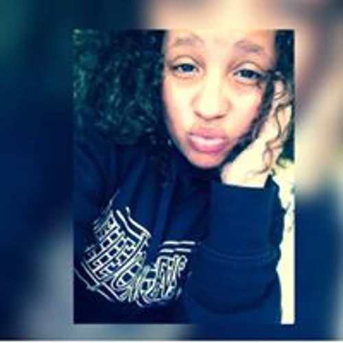 Stream Roxanne Nassy music | Listen to songs, albums, playlists for ...