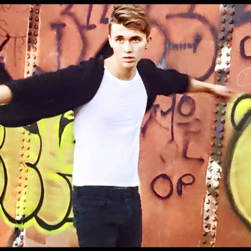 Stream Ian Thomas Official music | Listen to songs, albums, playlists ...