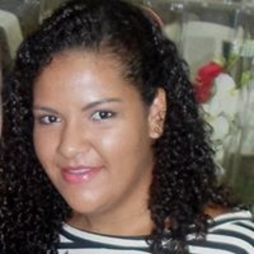 Stream Thais Miranda Music Listen To Songs Albums Playlists For