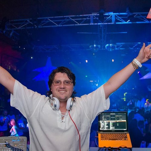 Stream Dj George Colombia music | Listen to songs, albums, playlists ...