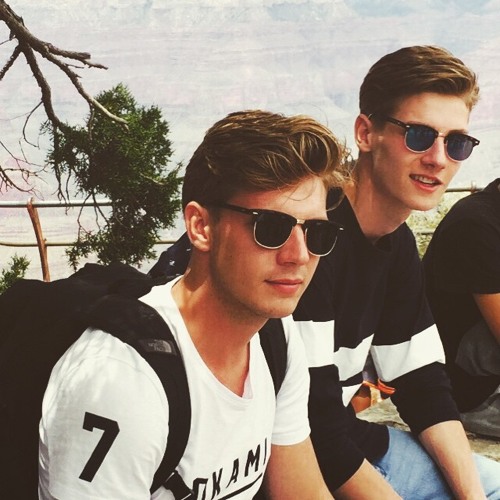 Stream R. van Dijen music | Listen to songs, albums, playlists for free ...