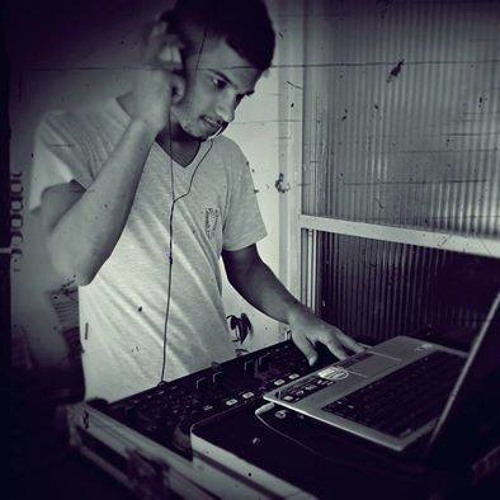 Stream DJ CLAUDINHO MONTAGEM EU ADORO by DjClaudinho BA | Listen online ...