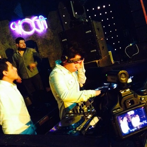 Stream Jonathan Rey music | Listen to songs, albums, playlists for free ...