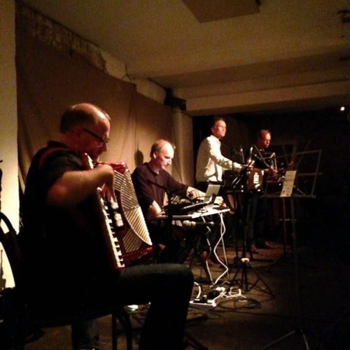 Stream Gerauschhersteller music | Listen to songs, albums, playlists ...