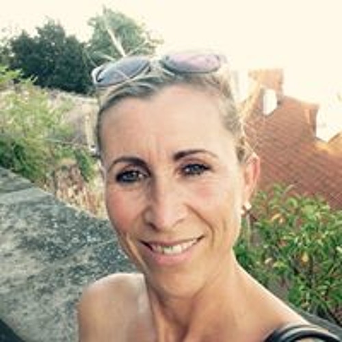 Stream Christiane Heinze music | Listen to songs, albums, playlists for ...