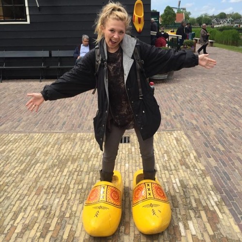 Stream Robin Sweeney music | Listen to songs, albums, playlists for ...