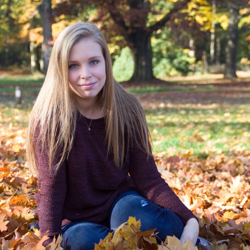 Stream Lisa Claus music | Listen to songs, albums, playlists for free ...