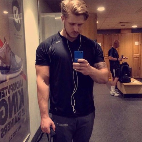 Stream Reece Anthony music | Listen to songs, albums, playlists for ...