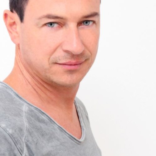 Uncle Waffles & Tony Duardo ft. Sino Msolo & Boibizza - Tanzania ...