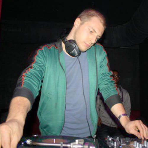 Stream DJ AZ Berlin music | Listen to songs, albums, playlists for free ...