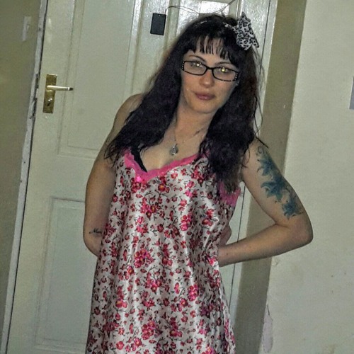 Clare Knight's Instagram, Twitter & Facebook on IDCrawl