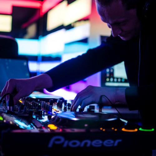 Stream DJ MAXI I music | Listen to songs, albums, playlists for free on ...