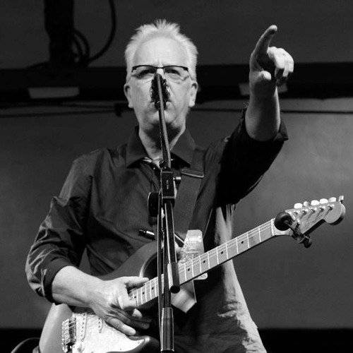 Stream 01 MIX BUMBLE BEE BURN by Charles Tuberville | Listen online for ...