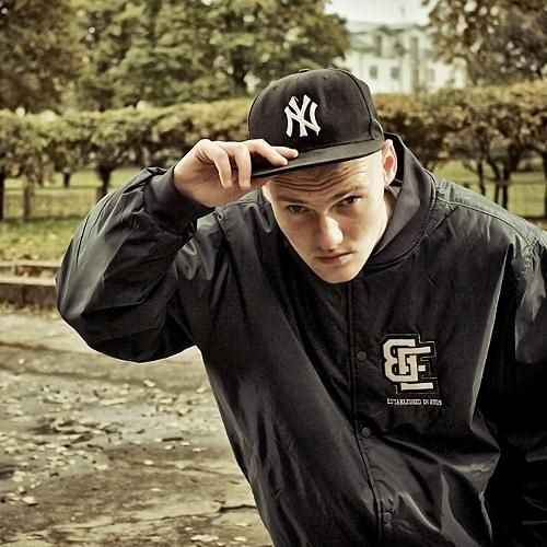 Stream Fenich Official music | Listen to songs, albums, playlists for ...