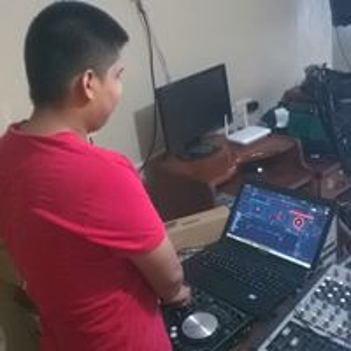 Stream DJ GUNTER IQUITOS - PERU music | Listen to songs, albums ...