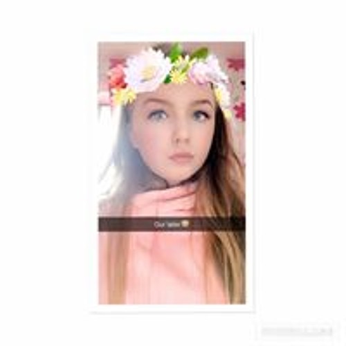 Daisy Scott's Instagram, Twitter & Facebook on IDCrawl