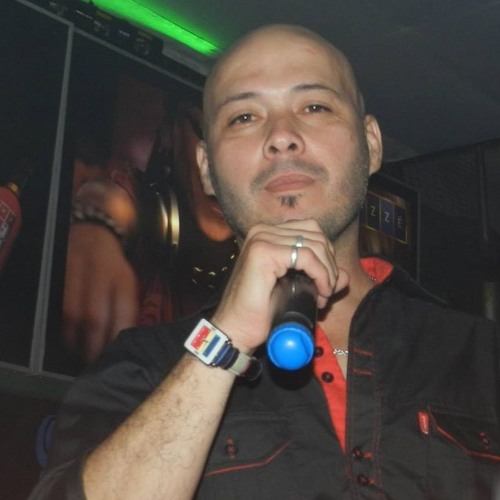 Stream Enrique Leonardo Huber music | Listen to songs, albums ...