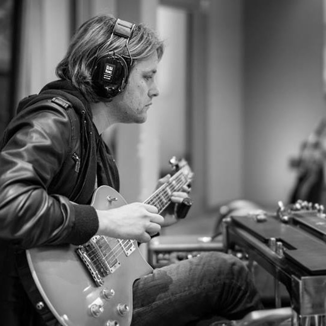 Stream think tank for one by Justin Schipper | Listen online for free ...