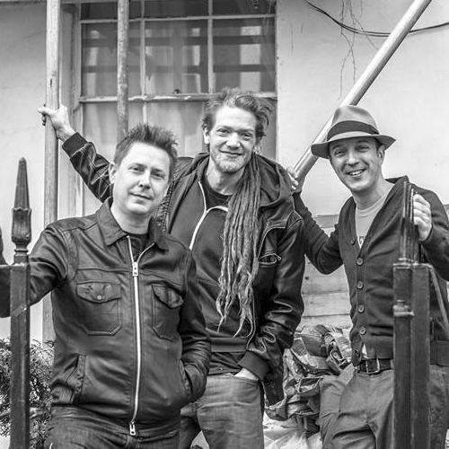 Stream Ian Beetlestone & the Drowning Rats music | Listen to songs ...