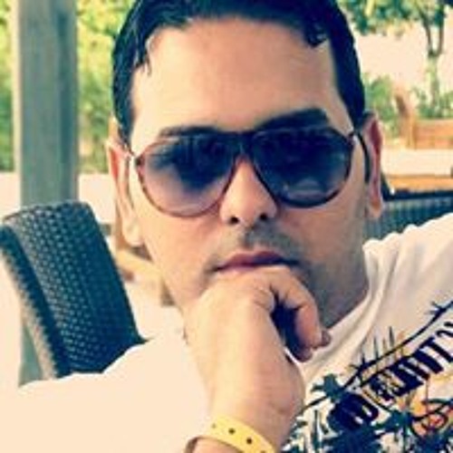 Stream Tarek Omar music | Listen to songs, albums, playlists for free ...