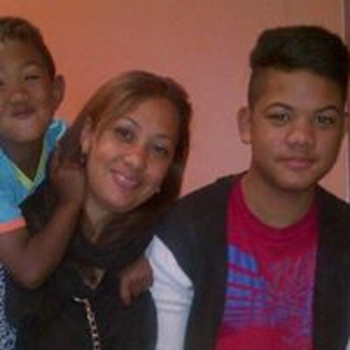 Stream Thaakier Karriem music | Listen to songs, albums, playlists for ...