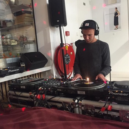 Stream Luca Manelli music | Listen to songs, albums, playlists for free ...