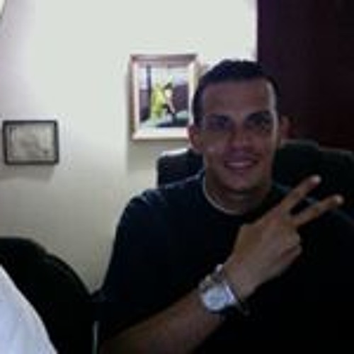 Stream Daniel Umpierre | Listen to Hector y Tito amor de colegio ...