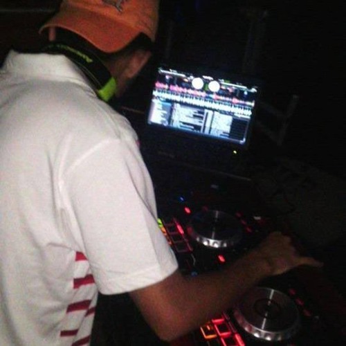 Stream Dj Michael Zambrano music | Listen to songs, albums, playlists ...