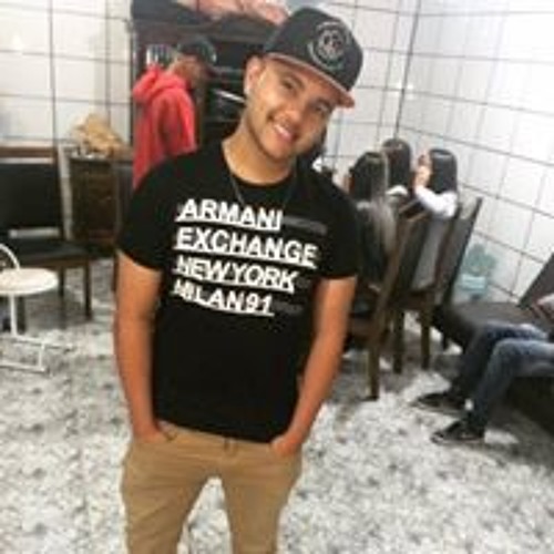 Stream Pablo Felipe music | Listen to songs, albums, playlists for free ...