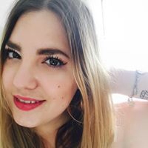 Stream Betsy Saul - Segui la moda music | Listen to songs, albums ...