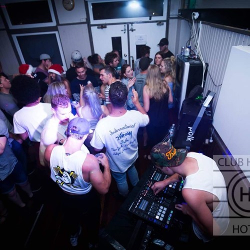 Stream DJ CALIBRE music | Listen to songs, albums, playlists for free ...