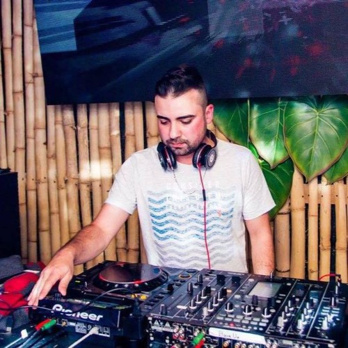 Stream Andy Rodrigues music | Listen to songs, albums, playlists for ...