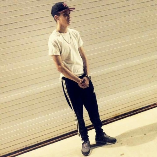 Stream Hunter_Riley music | Listen to songs, albums, playlists for free ...