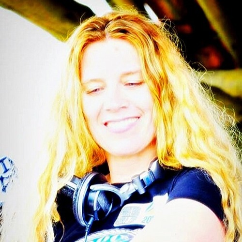 Stream Menja Mist aka Angelinga music | Listen to songs, albums ...