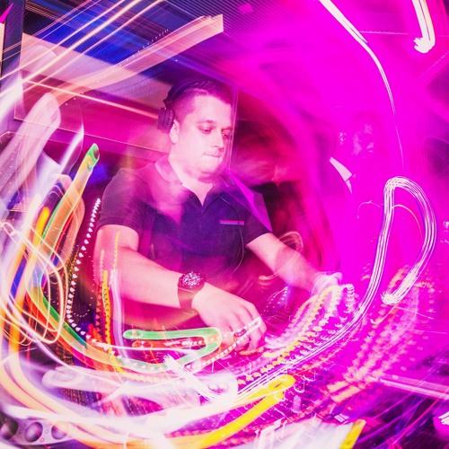 Stream DJ Twisted music | Listen to songs, albums, playlists for free ...