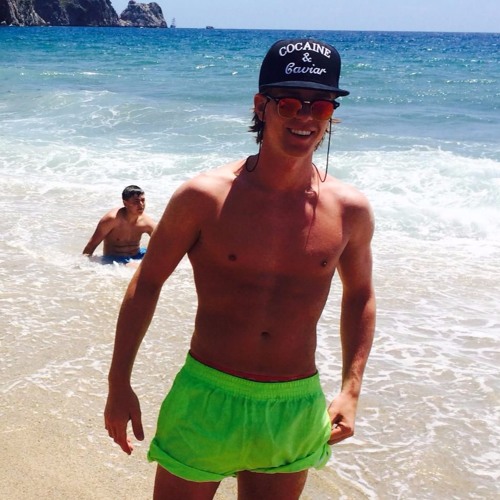 Stream Carl Robertson music | Listen to songs, albums, playlists for ...