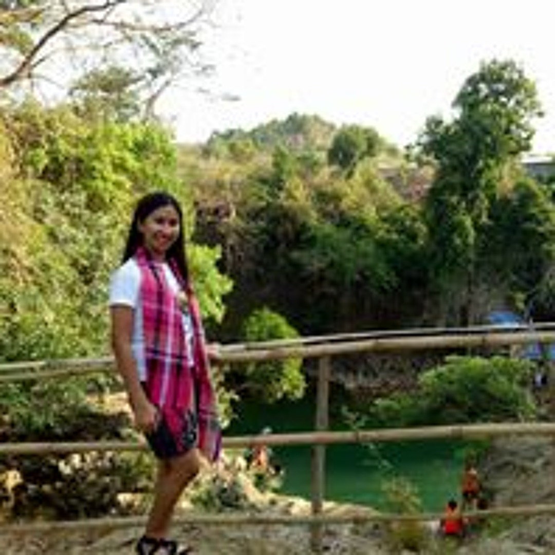 Stream MOONA LUNA - Beautiful Birthday - AUDIO.mp3 by Glaycie Fegurin ...