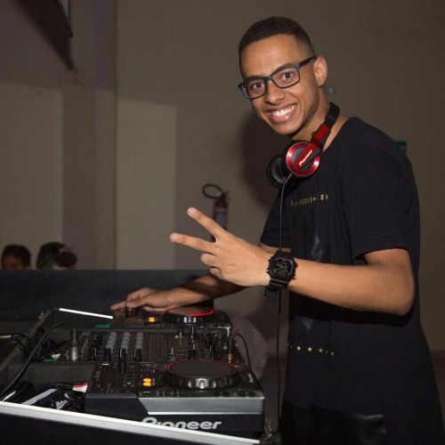 Stream Dj Portella music | Listen to songs, albums, playlists for free ...