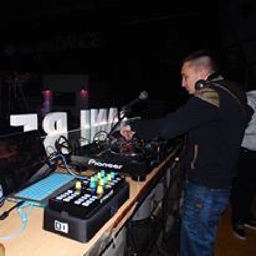 Stream Dj Poco music | Listen to songs, albums, playlists for free on ...