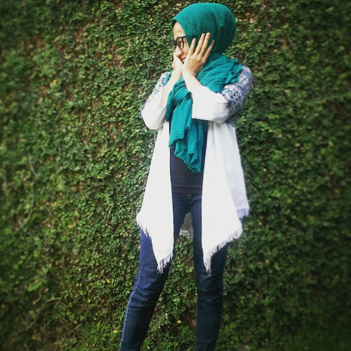 Stream Sri Yuli Anti S.Y.A music | Listen to songs, albums, playlists ...