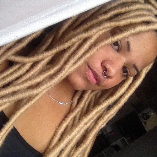 Stream Yasmin Monteiro music | Listen to songs, albums, playlists for ...