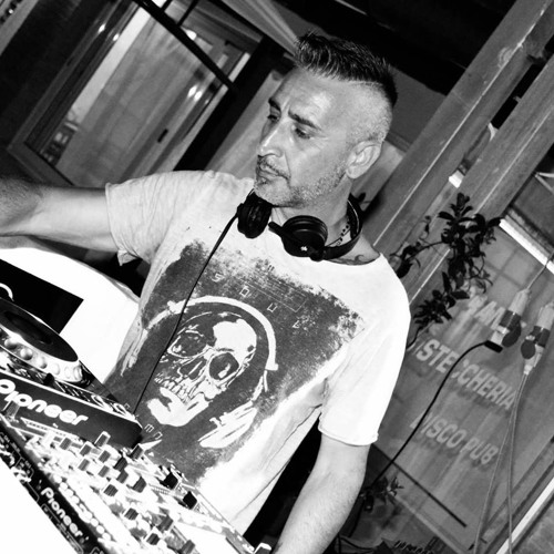 Stream DJ FOX music | Listen to songs, albums, playlists for free on ...