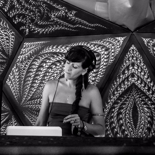 Stream Djane Decibulle music | Listen to songs, albums, playlists for ... Stream Djane Decibulle music | Listen to songs, albums, playlists for ...