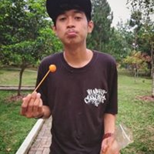 Stream Noor Falah Azis music | Listen to songs, albums, playlists for ...