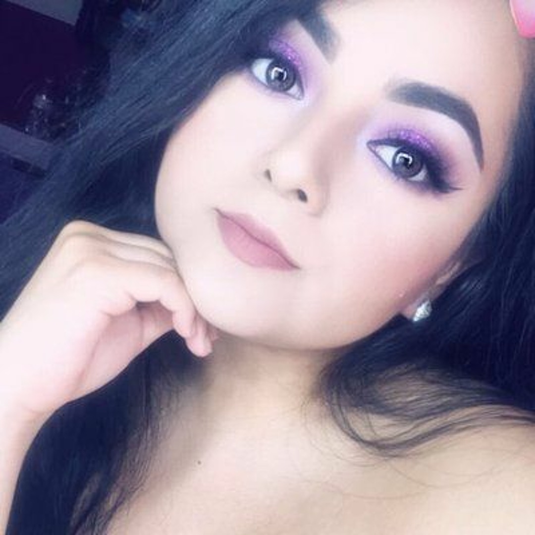 Stream La Reina De Mi Cuento ♥ // Adriel Favela by Lorena | Listen ...