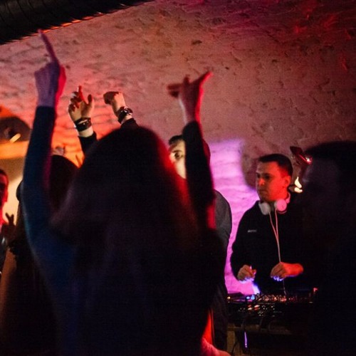 Stream МакSим - Отпускаю (DJSD Funky House Version) by DJSD | Listen ...