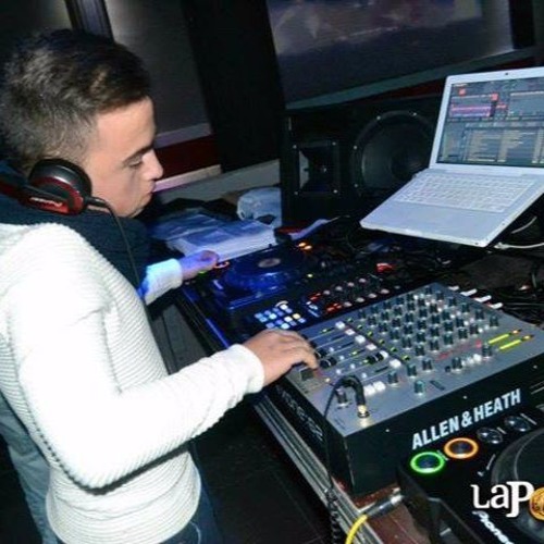 Stream Javi Valero music | Listen to songs, albums, playlists for free ...