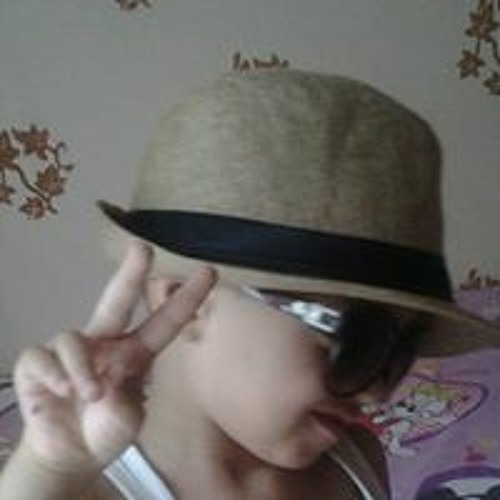 Stream yassin yasoo | Listen to بصراحه بطيبه قلبو مش موجود playlist ...