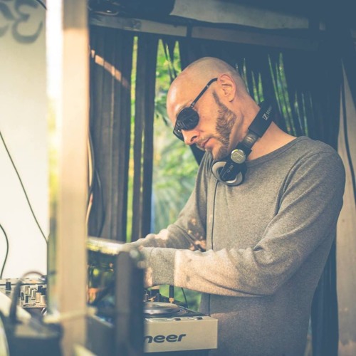 Stream Fabio Doe music | Listen to songs, albums, playlists for free on ...