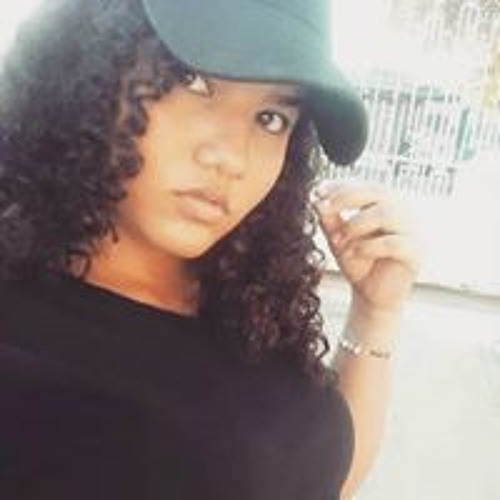 Stream Genesis Barrios Petit music | Listen to songs, albums, playlists ...